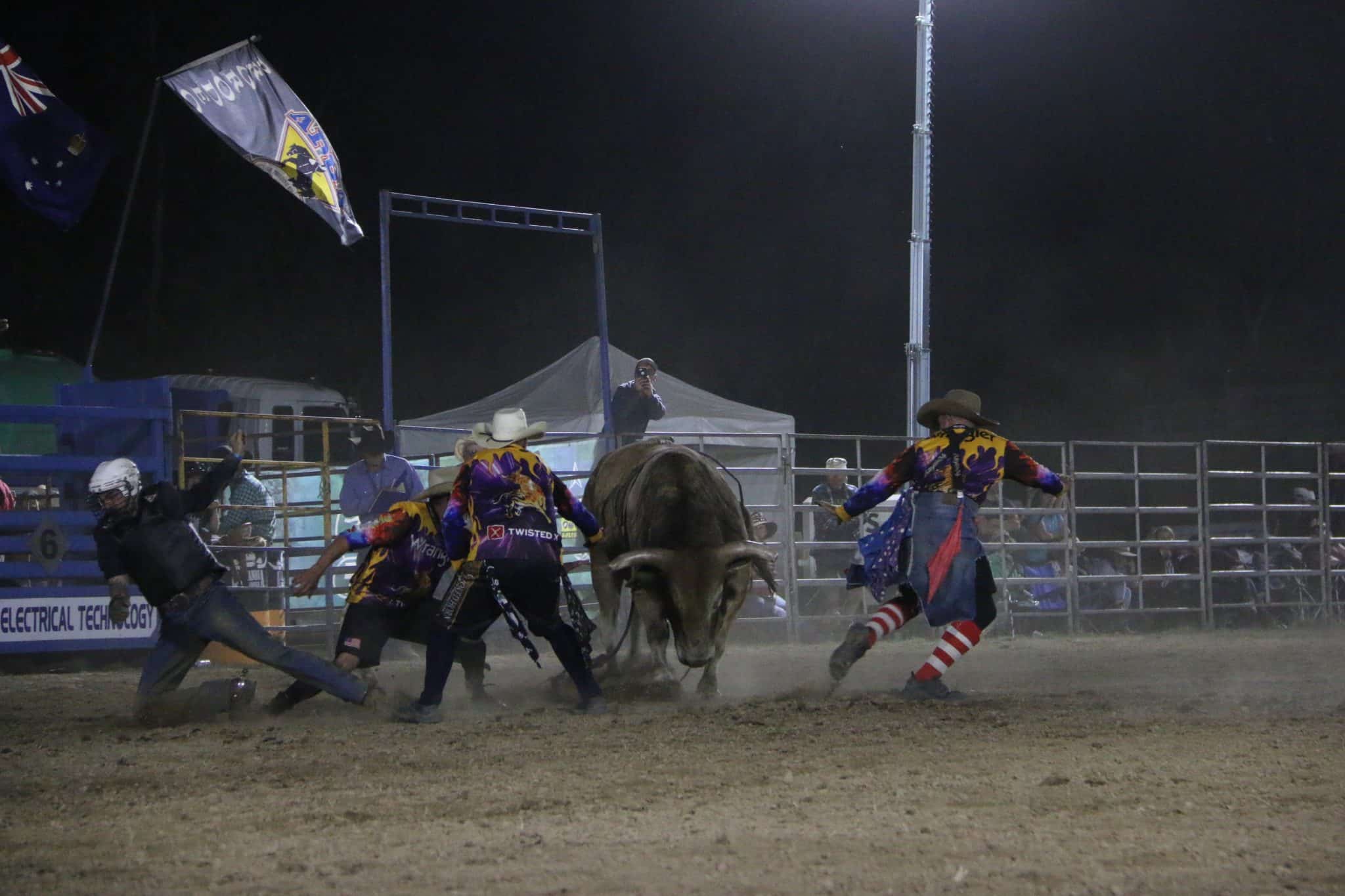 Prize-winning rodeo photos - Alexandra Newspapers